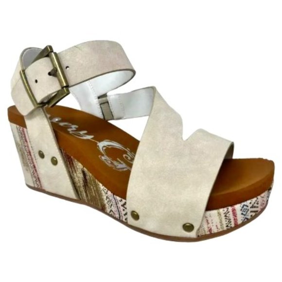 Very G | Shoes | New Very G Giavanna Wedge Sandals | Poshmark